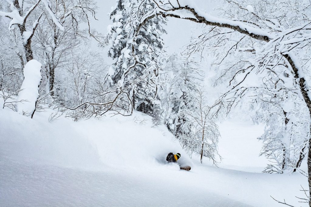 WELCOME TO THE TEAM!: ANTTI AUTTI | Jones Snowboards 公式